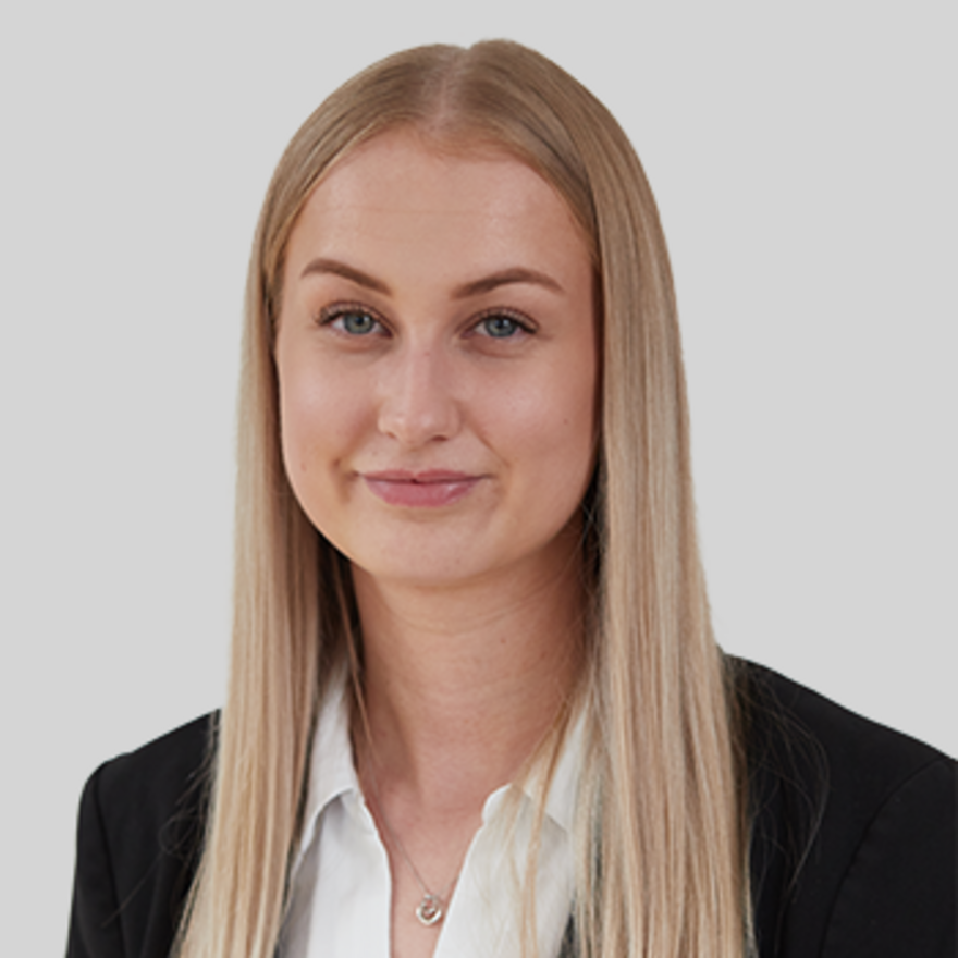 Lucy Miller | Trainee Solicitor | Commercial Property | Cambridge ...